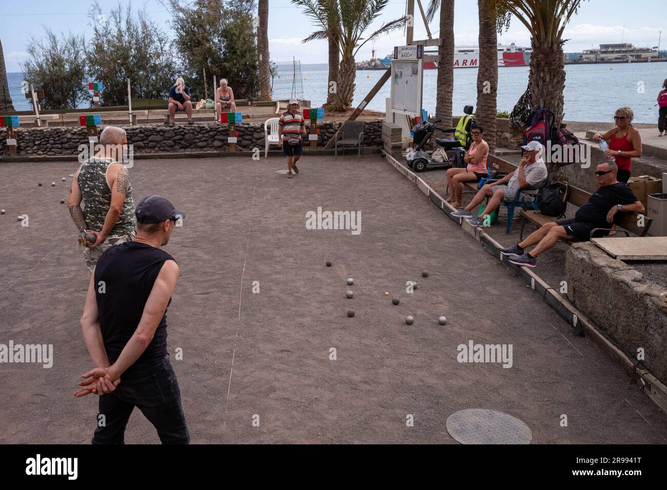 Petanque boules hi-res stock photography and images - Alamy