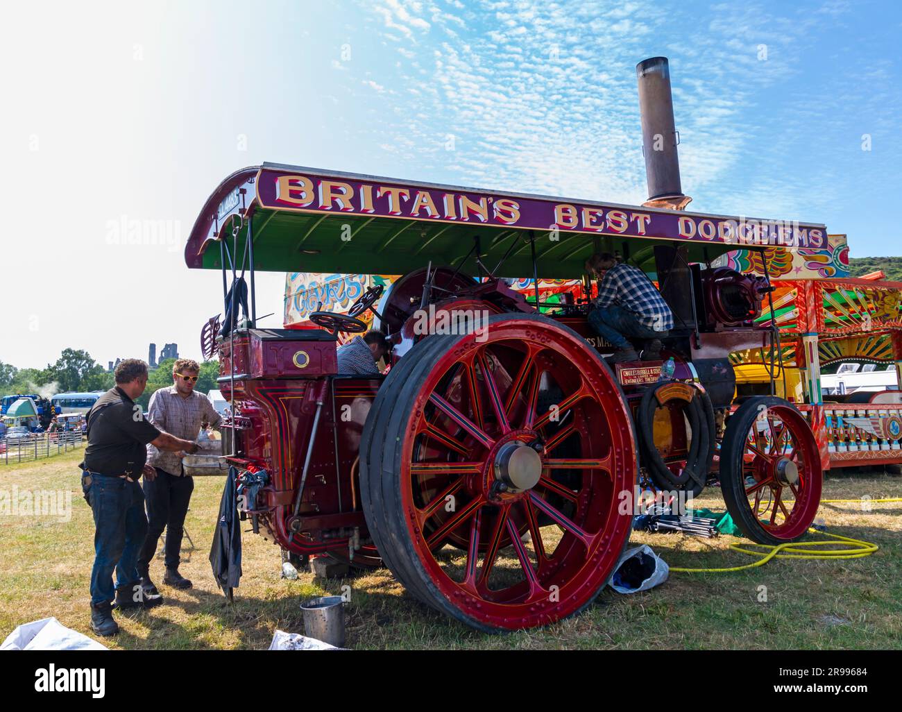 Corfe Castle, Dorset UK.25th June 2023. Visitors flock to Norden, Corfe ...