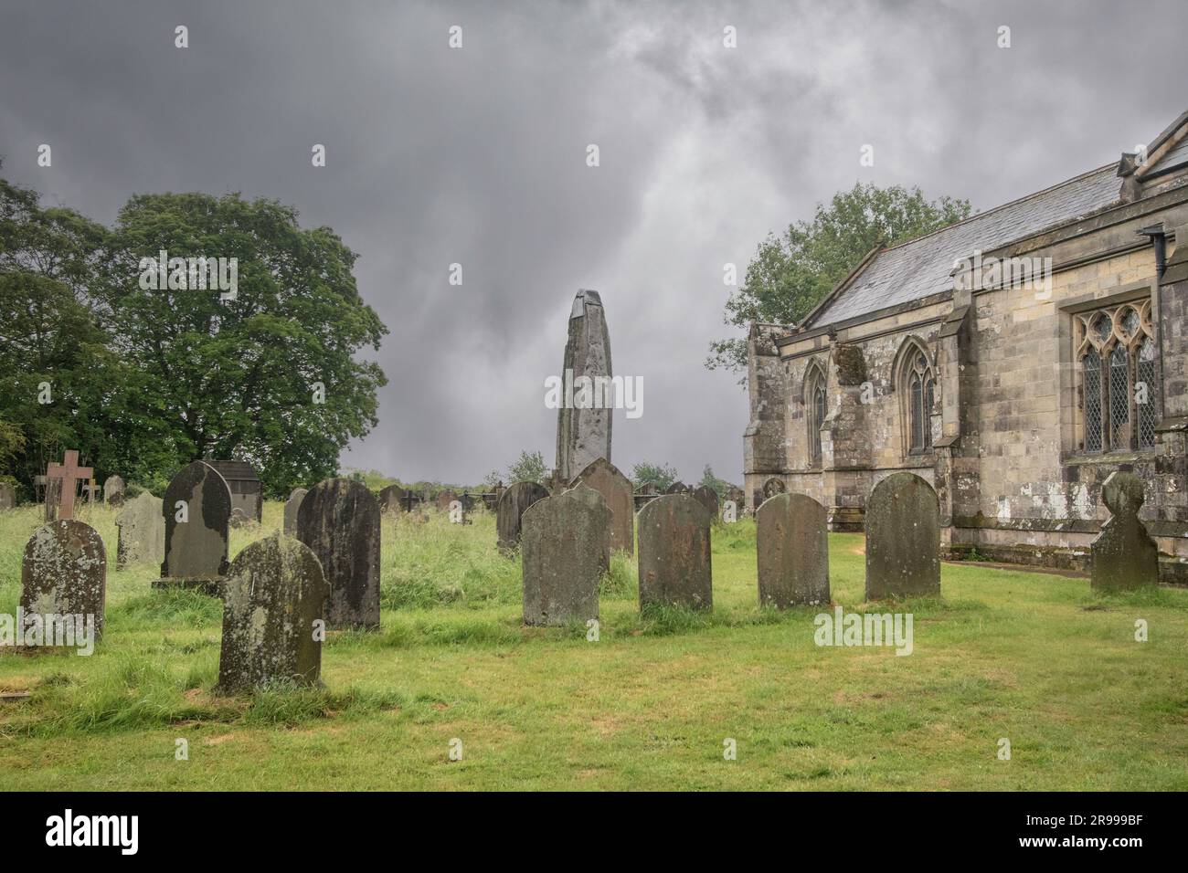 Monolith of rudston hi-res stock photography and images - Alamy