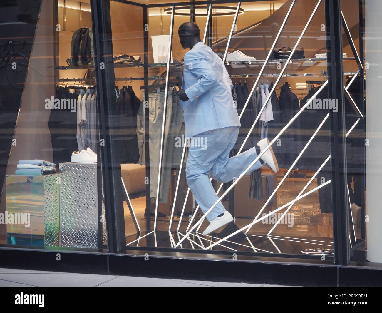 TOKYO, JAPAN - June 13, 2023: Moving mannequin in the window of the ...