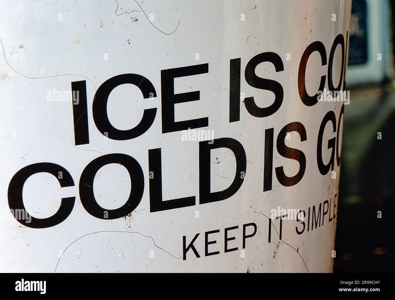 Canister round hi-res stock photography and images - Alamy