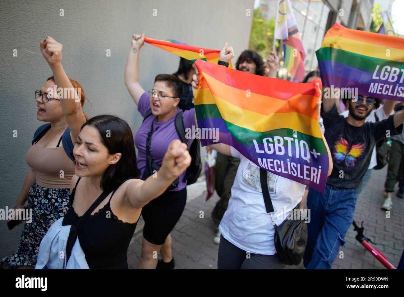 People shout slogans during the LGBTQ Pride March in Istanbul, Turkey ...