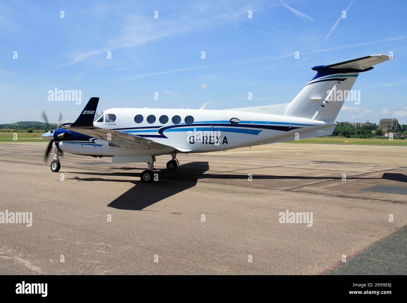 Beechcraft 200 super king air hi-res stock photography and images - Alamy