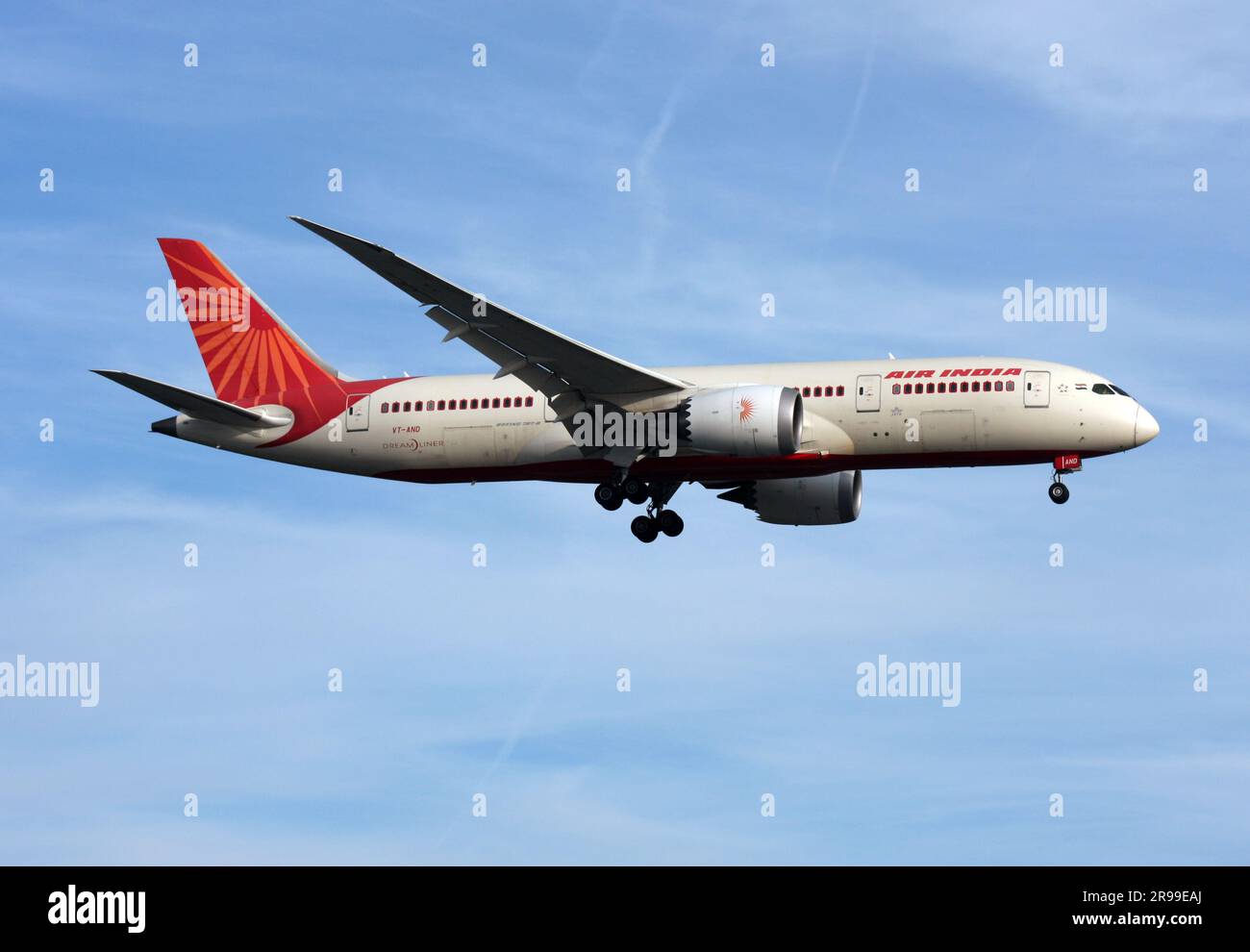 A Boeing 787-8 Dreamliner of Air India approaches London Gatwick Airport Stock Photo - Alamy