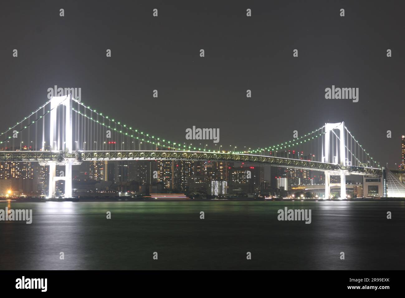Illuminated tokyo bay bridge hi-res stock photography and images - Alamy