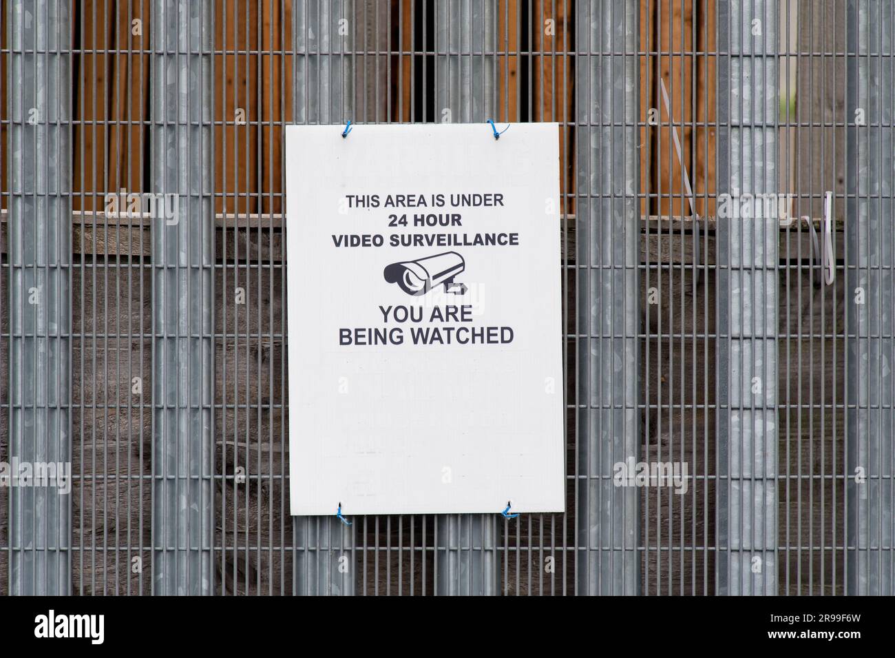 CCTV sign notification premises are protected by video surveillance ...