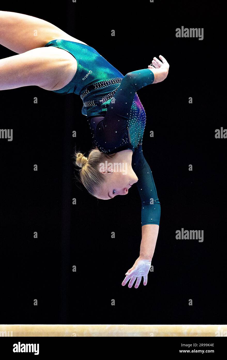 ROTTERDAM - Sanne Wevers during the apparatus final beam at the ...