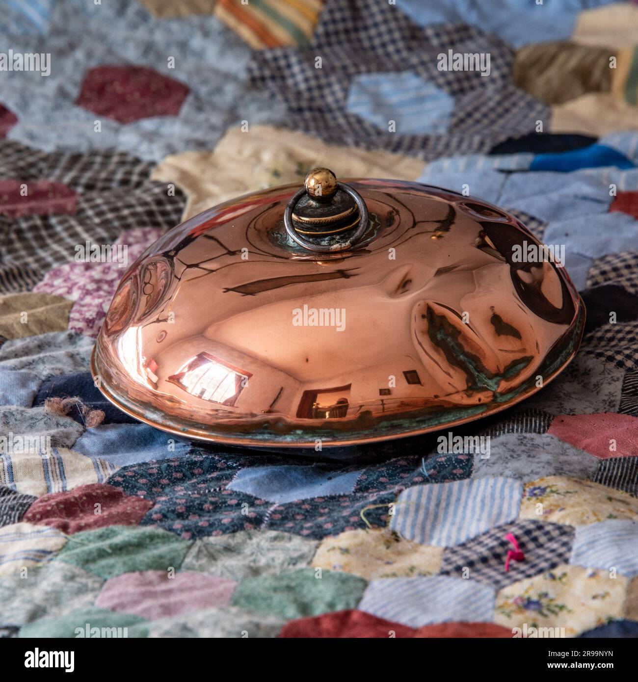 Old bed warming pan hi-res stock photography and images - Alamy