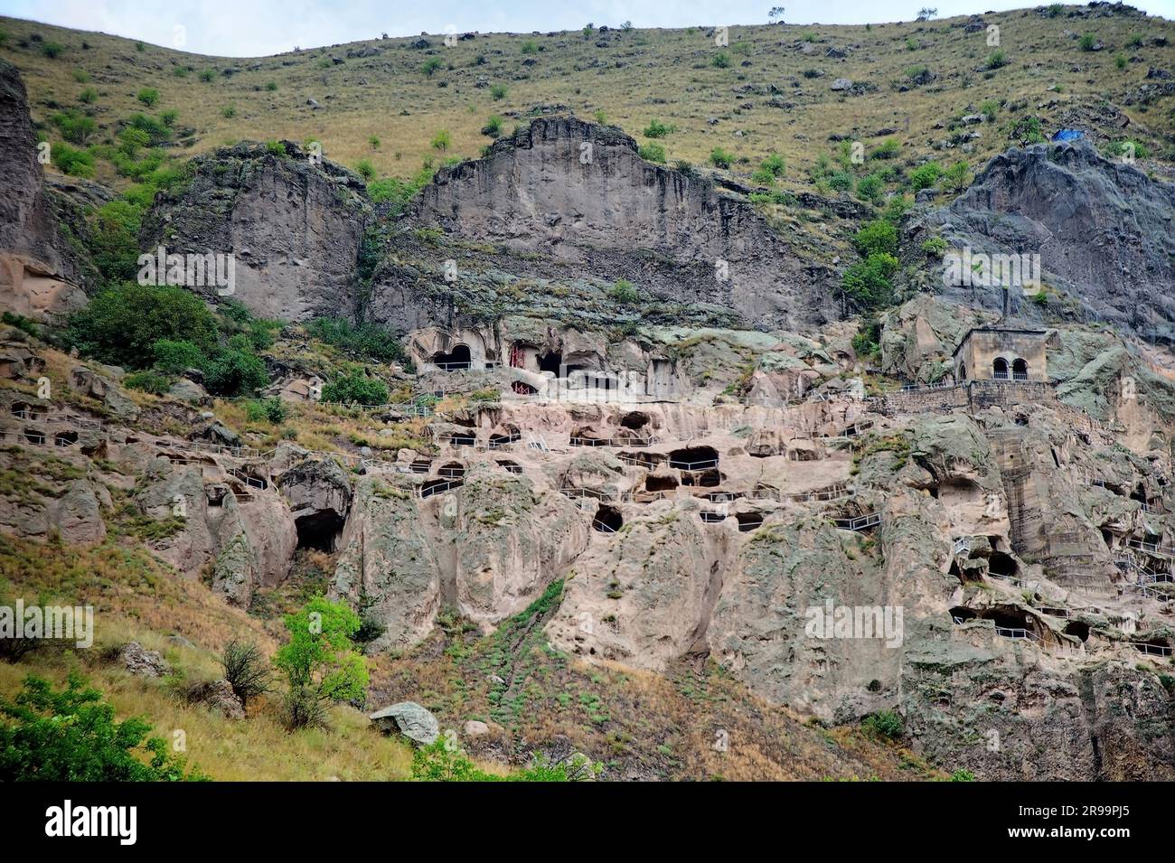 Vardzia cave monastery site in Georgia Stock Photo - Alamy