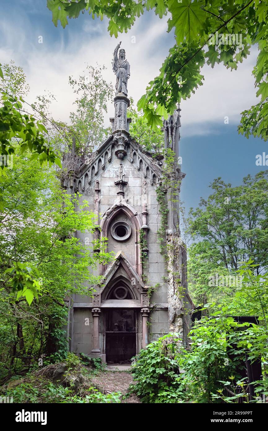Ancient crypt on the old Baikove Cemetery in Kyiv Ukraine Stock Photo ...