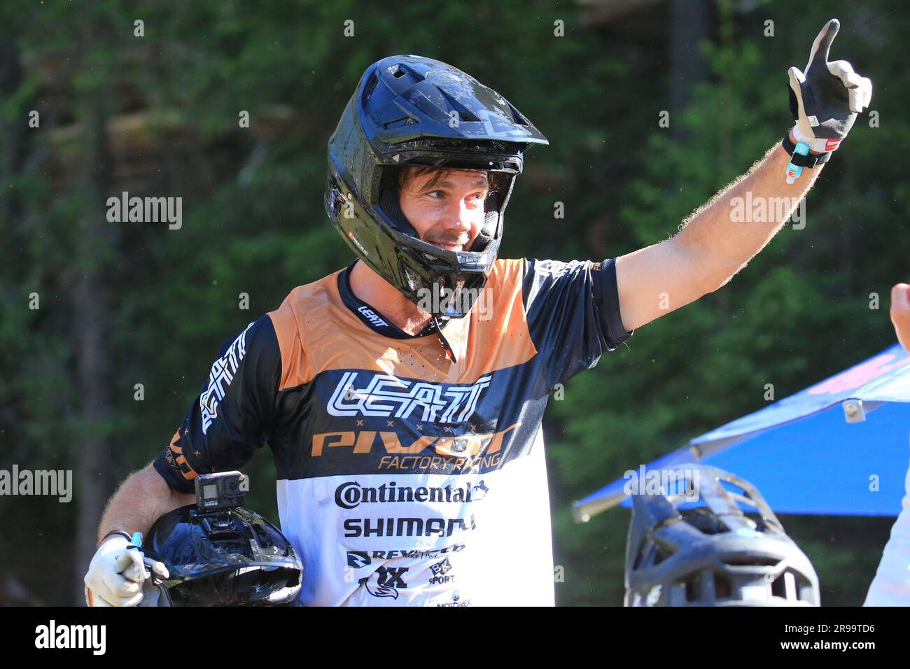 Enduro win hi-res stock photography and images - Alamy