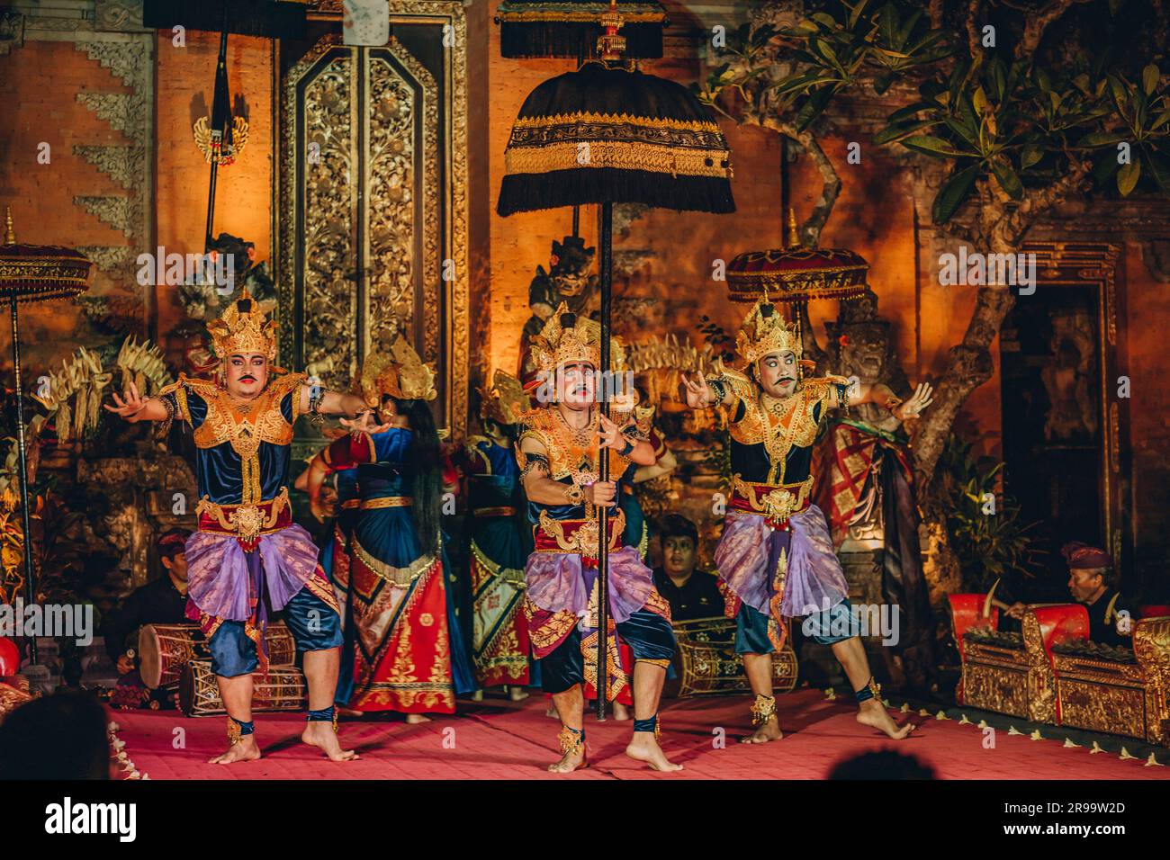 UBUD, BALI, INDONESIA - FEBRUARY 10, 2023: Traditional dance Legong and ...