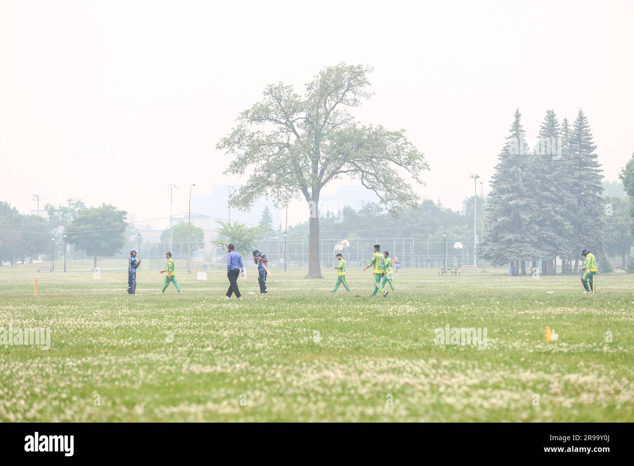 Quebec wildfire 2023 hi-res stock photography and images - Alamy