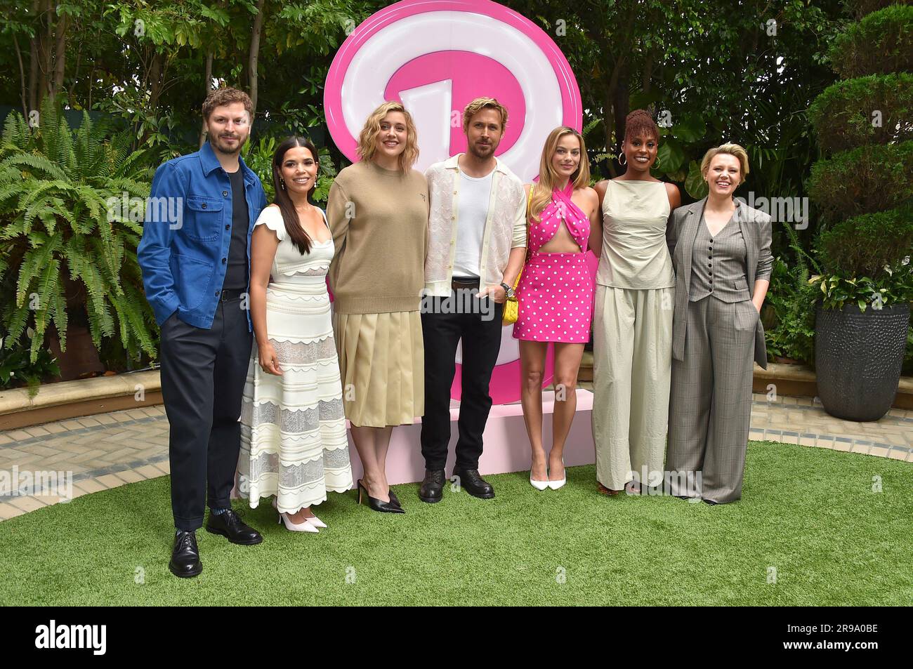 Kate McKinnon, Issa Rae, Greta Gerwig, Ryan Gosling, Margot Robbie ...
