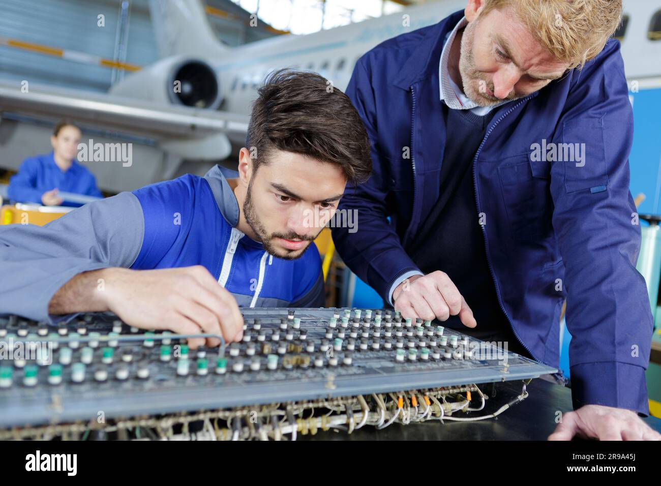 Aircraft engineer tablet hi-res stock photography and images - Alamy
