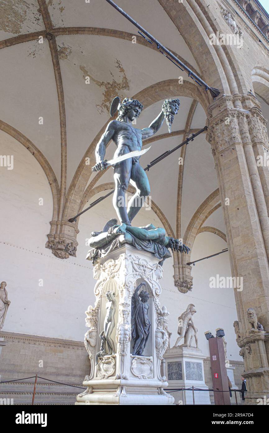 Florence, Italy - 22 Nov, 2022: Benvenuto Cellini's statue Perseus With ...