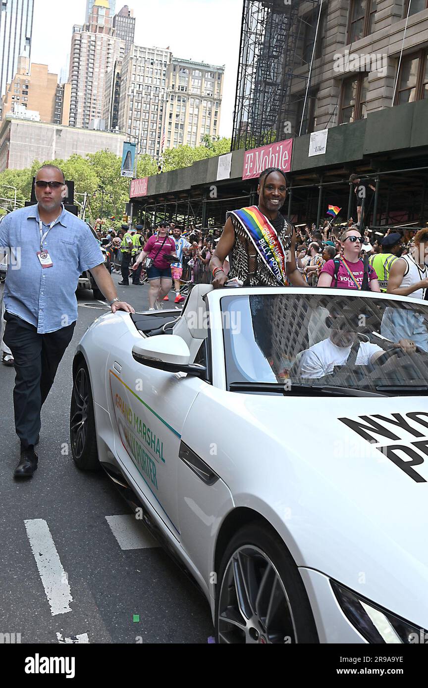 Billie porter grand marshal hi-res stock photography and images - Alamy