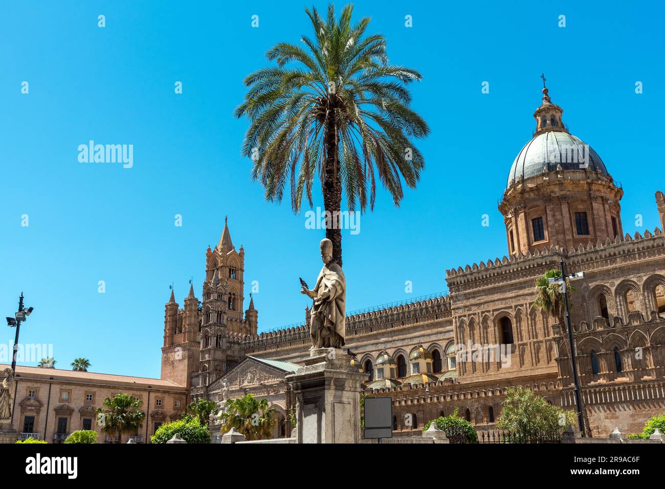 The Great Cathedral of Palermo, Sicily Stock Photo - Alamy