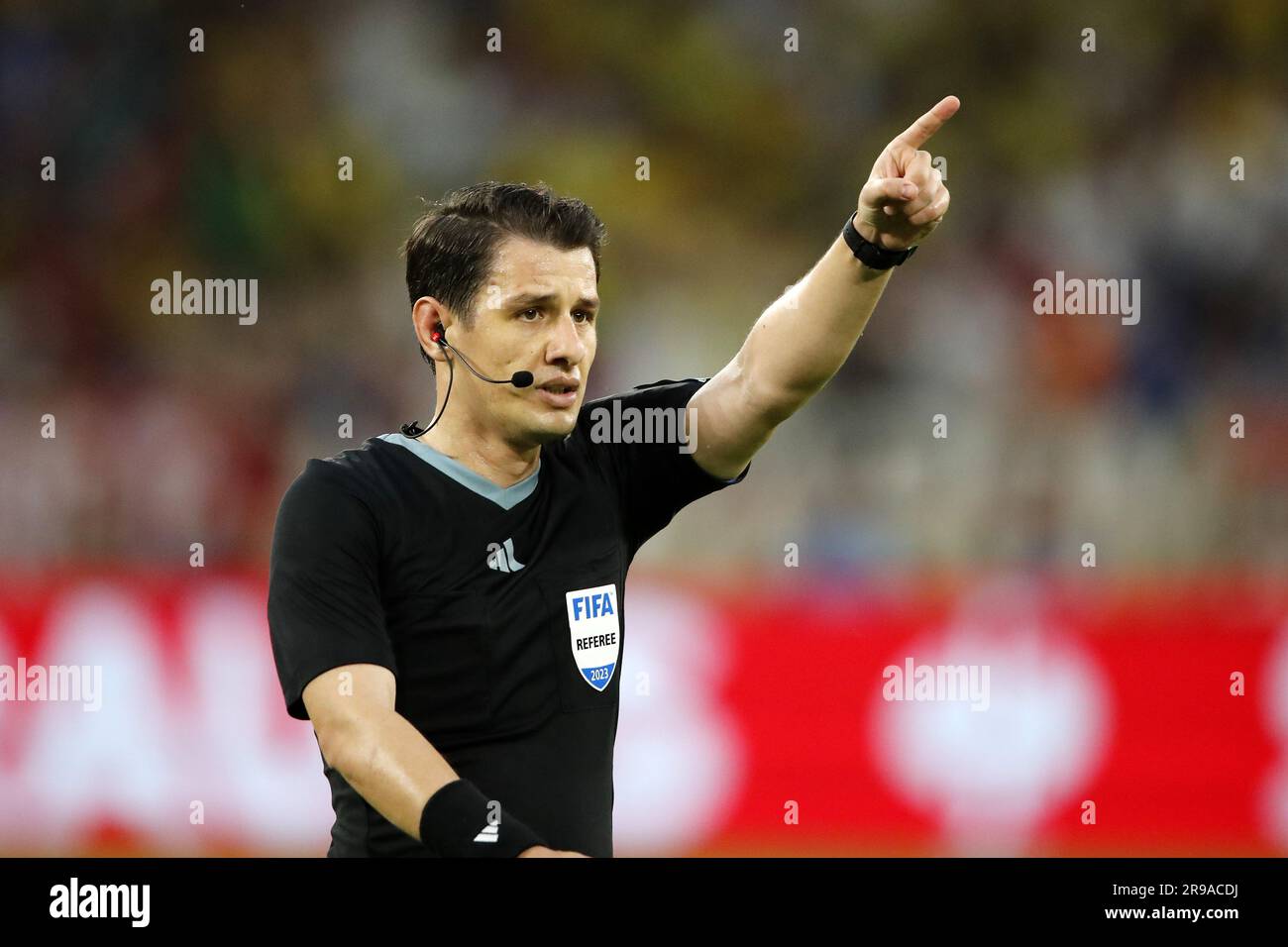GELSENKIRCHEN - Referee Halil Umut Meler during the friendly Interland ...