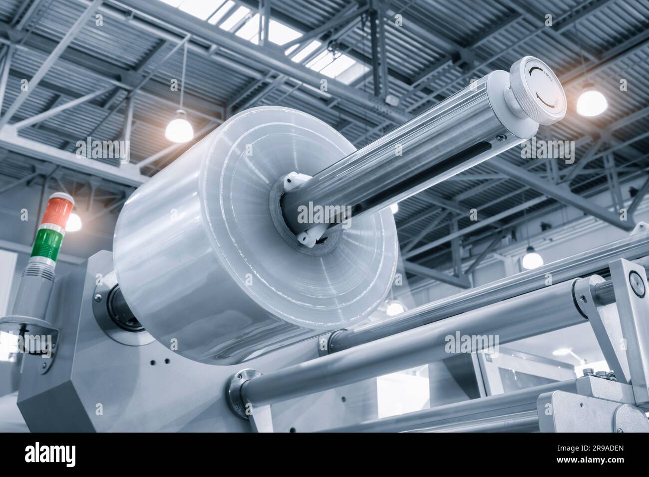 Automatic industrial machine for plastic packaging with light effect of ...