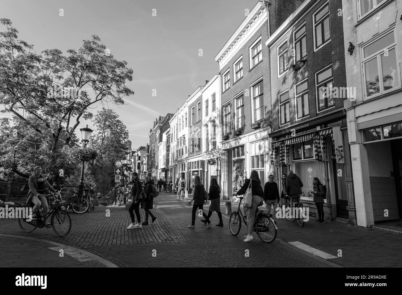Utrecht, NL - OCT 9, 2021: Street view and traditional Dutch buildings ...