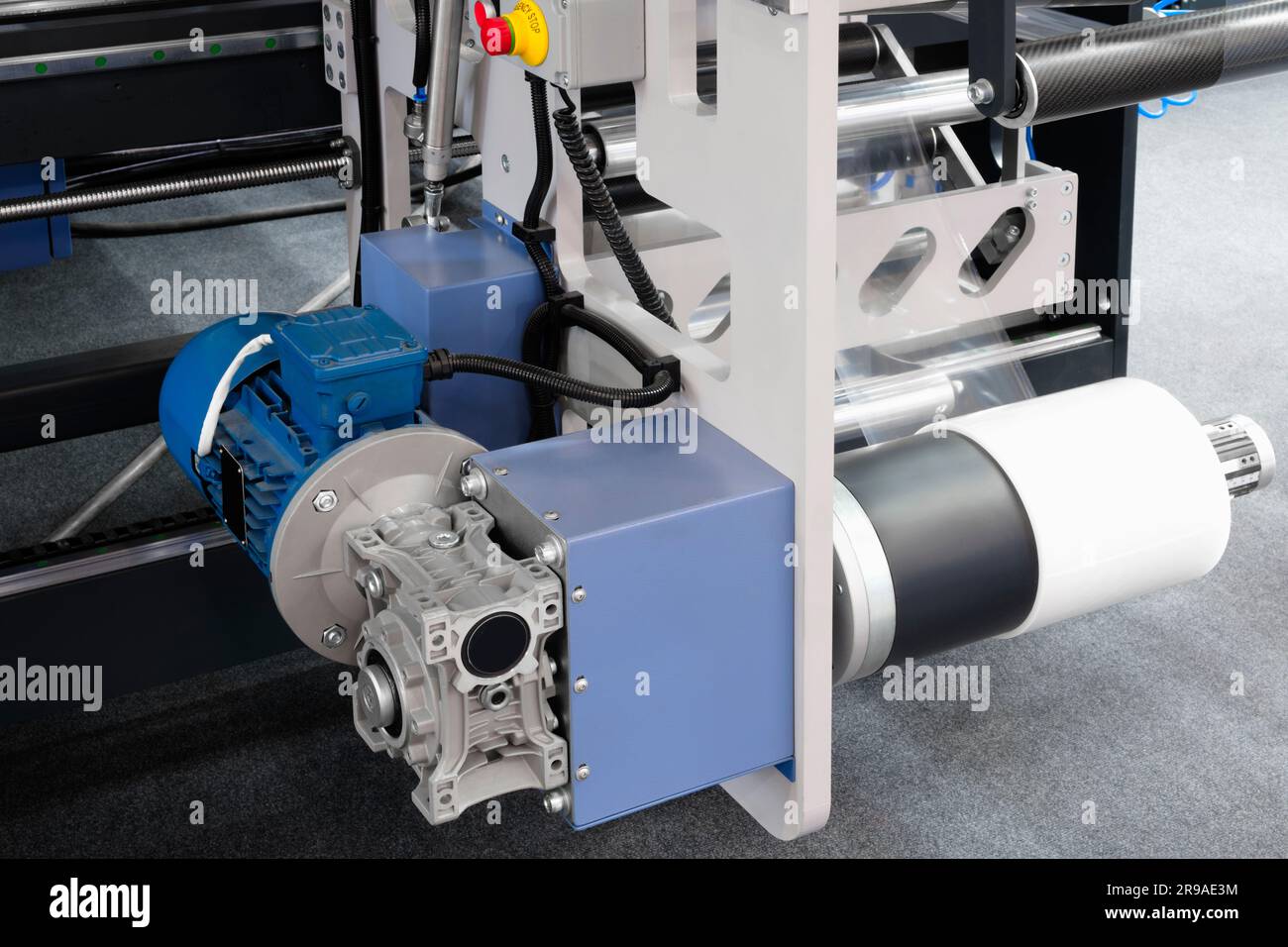 Automatic industrial machine for plastic packaging with light effect of ...