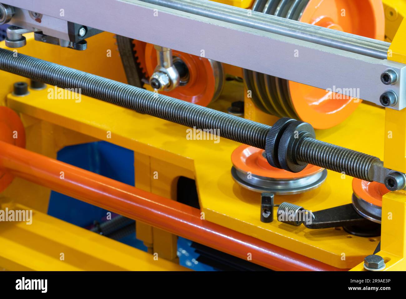 Srew hi-res stock photography and images - Alamy