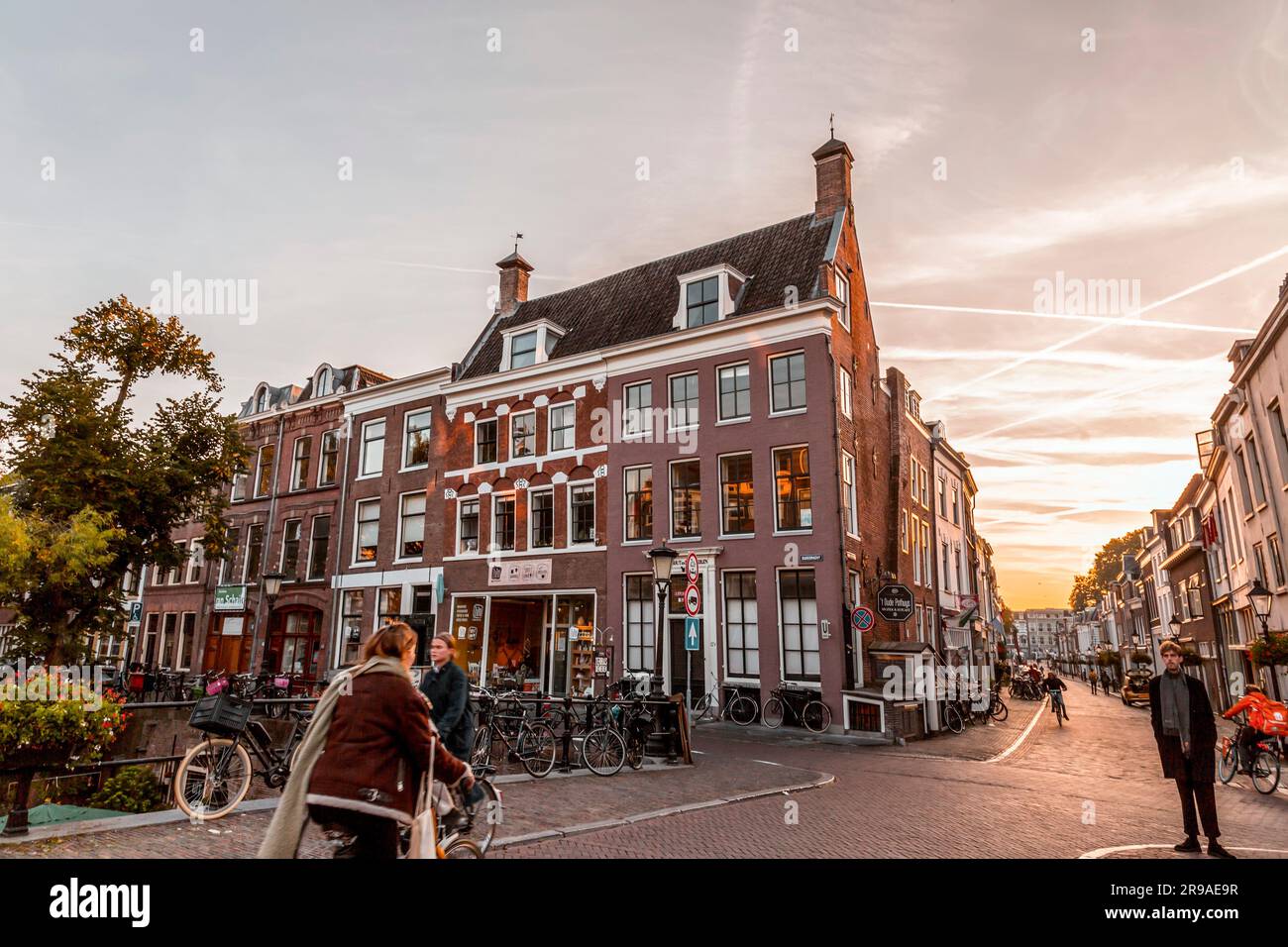 Utrecht, NL - OCT 9, 2021: Street view and traditional Dutch buildings ...