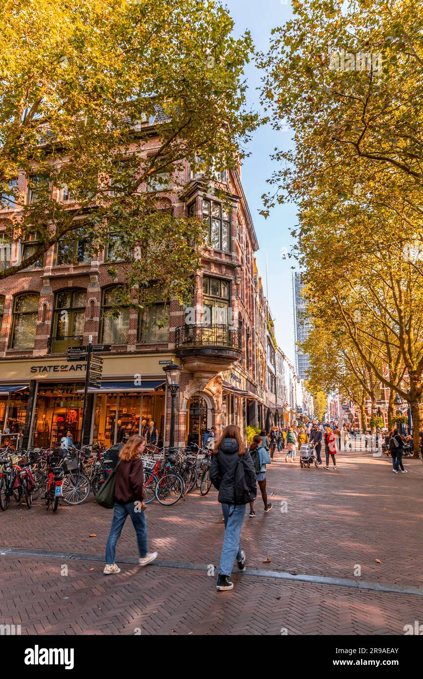 Utrecht, NL - OCT 9, 2021: Street view and traditional Dutch buildings ...