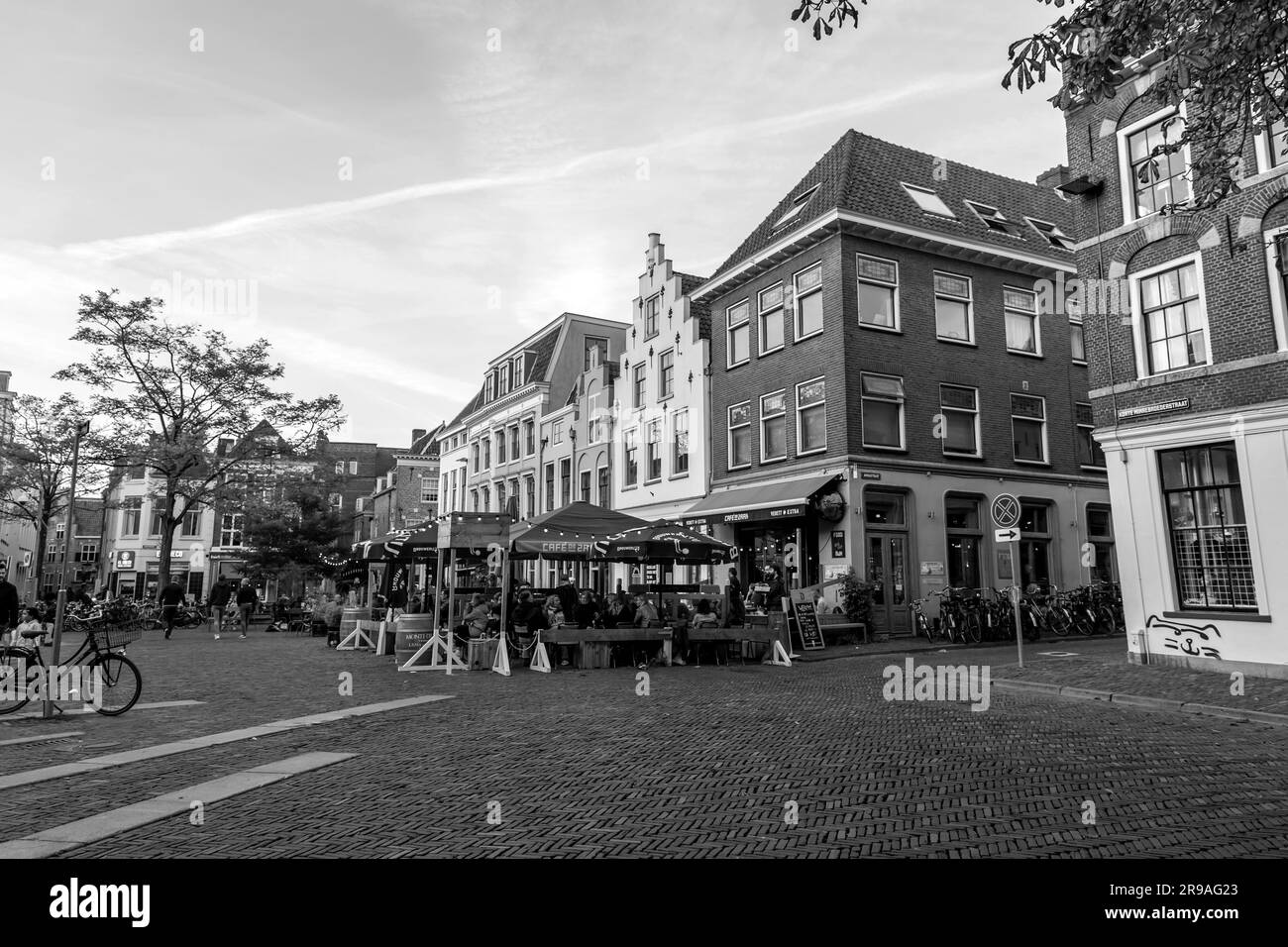 Utrecht, NL - OCT 9, 2021: Street view and traditional Dutch buildings ...