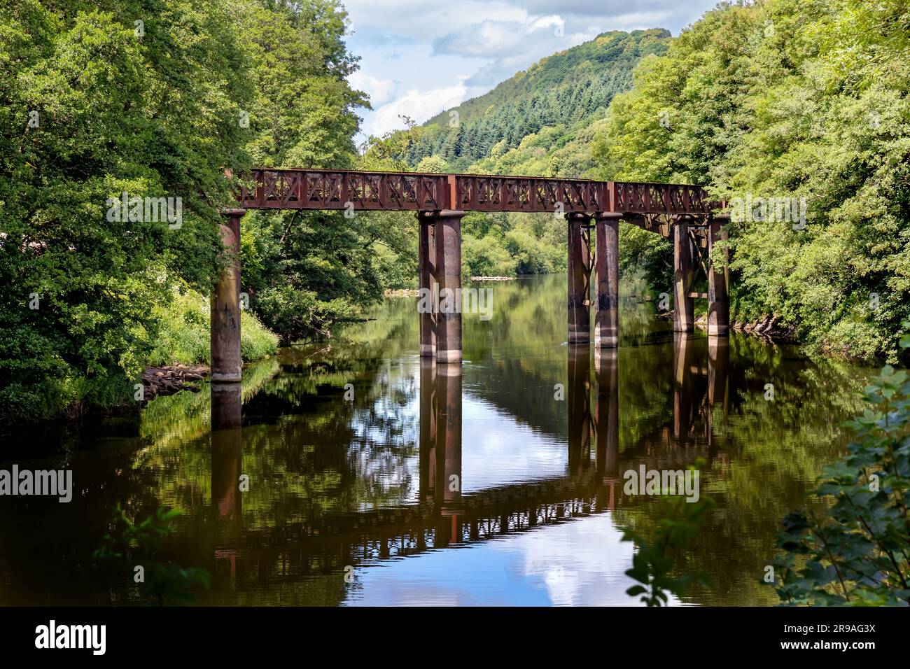 Iron railway bridge Redbrook, nr. Monmouth, River Wye Stock Photo - Alamy