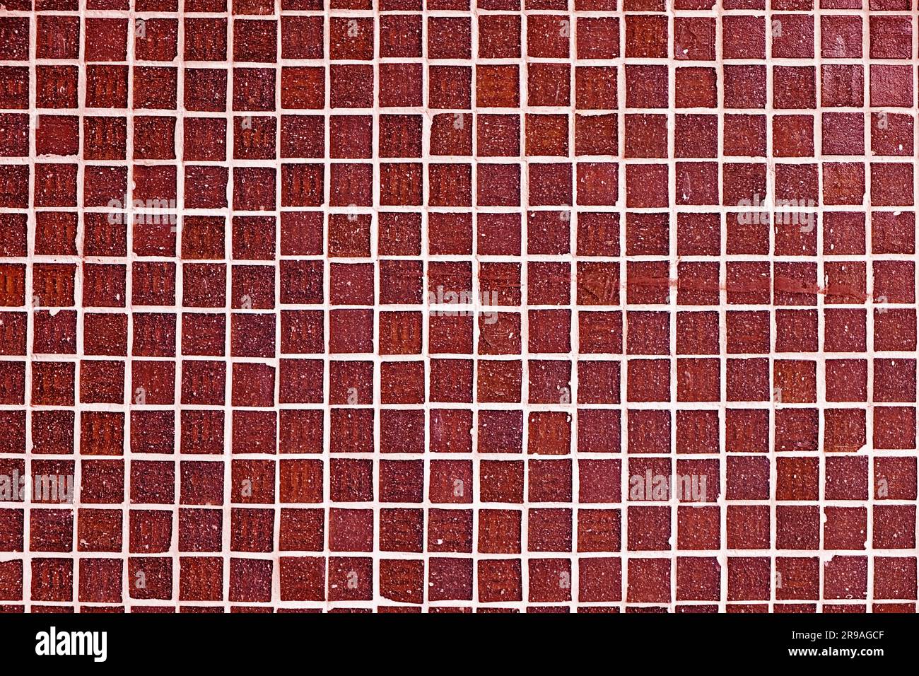 Small ceramic mosaic hi-res stock photography and images - Alamy