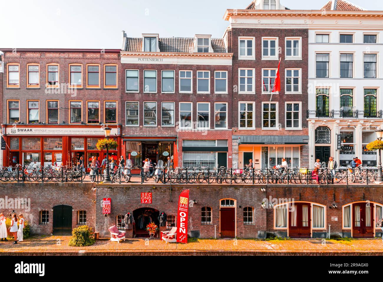 Utrecht, NL - OCT 9, 2021: Traditional Dutch buildings and street view ...