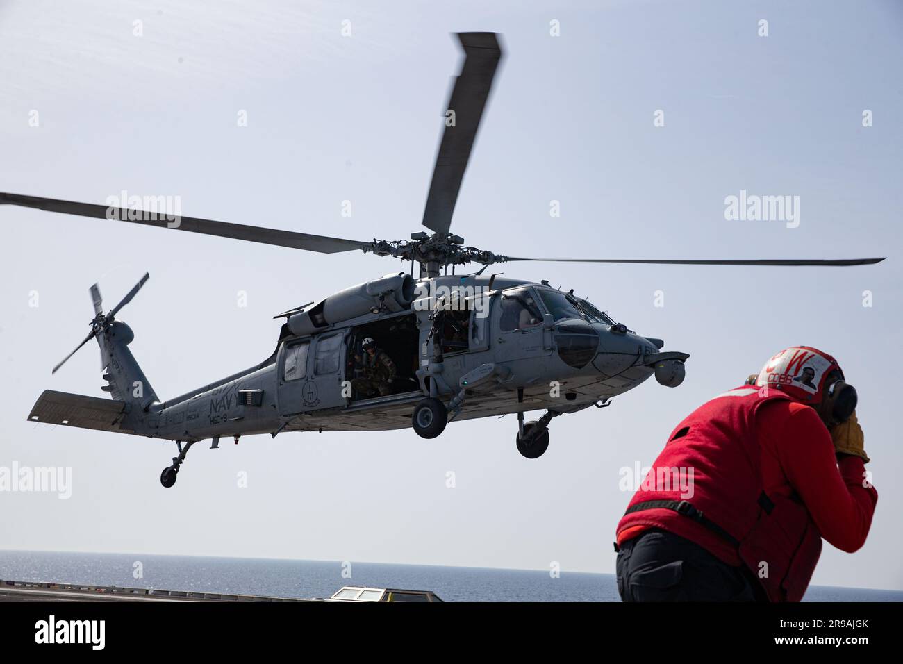 An MH-60S Sea Hawk, attached to the "Tridents" of Helicopter Sea Combat ...
