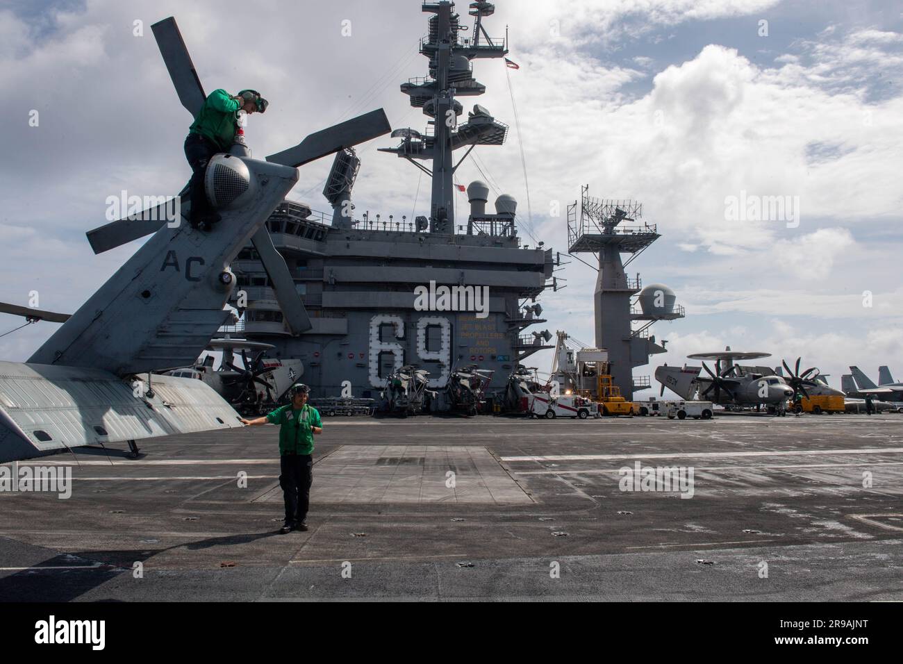 1st mav hi-res stock photography and images - Alamy