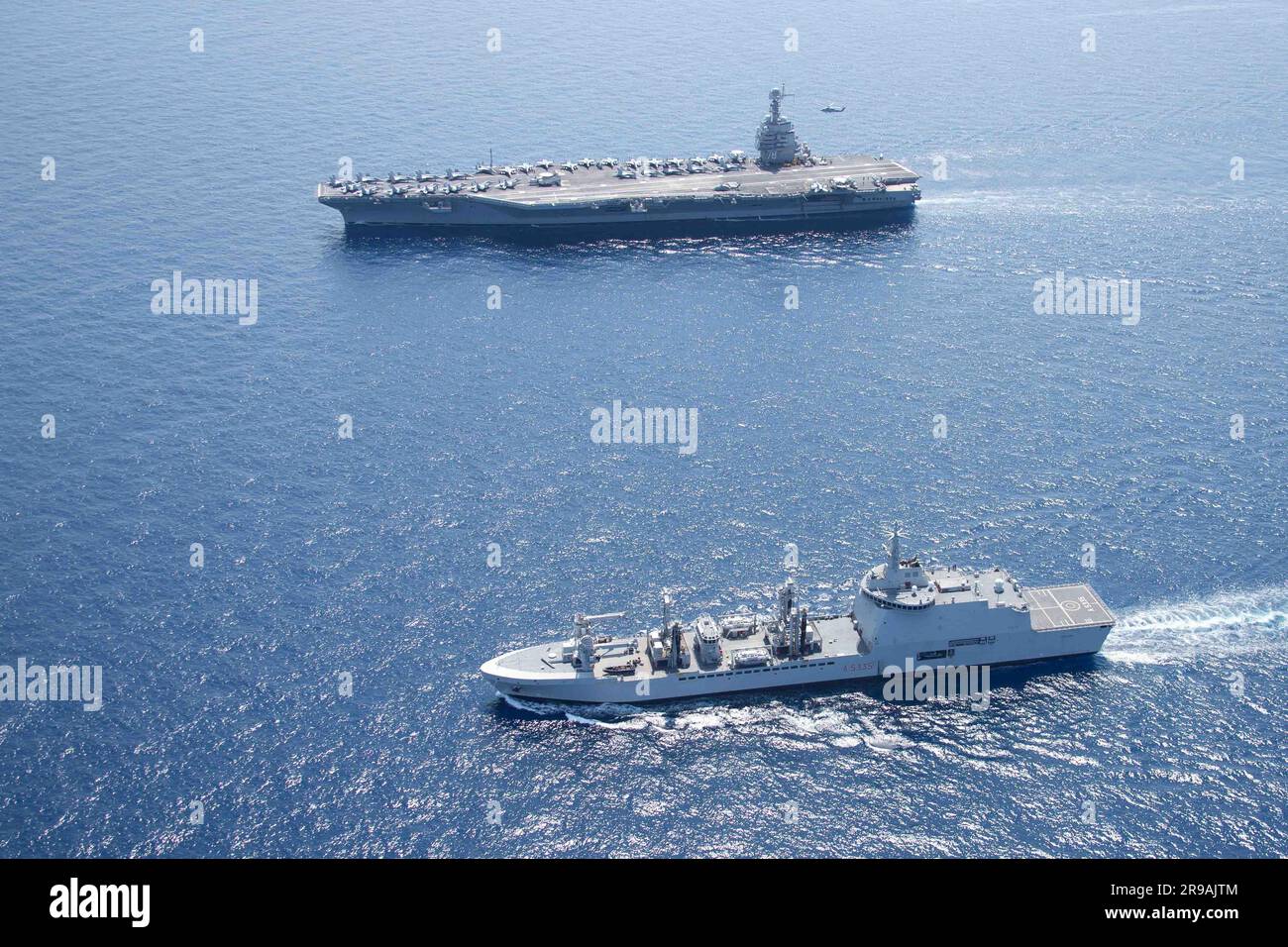 The worldÕs largest aircraft carrier USS Gerald R. Ford (CVN 78) steams ...