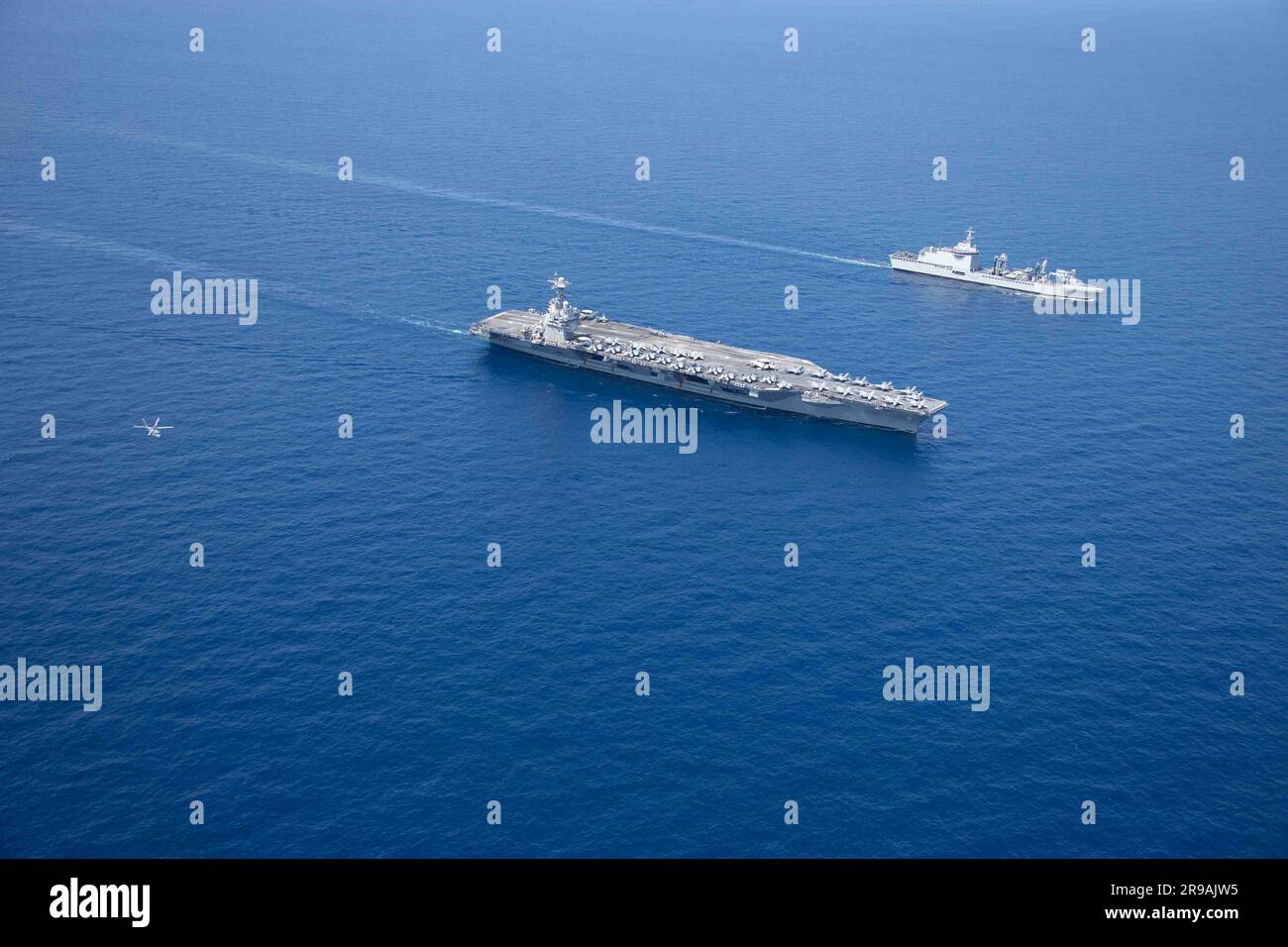 The worldÕs largest aircraft carrier USS Gerald R. Ford (CVN 78) steams ...