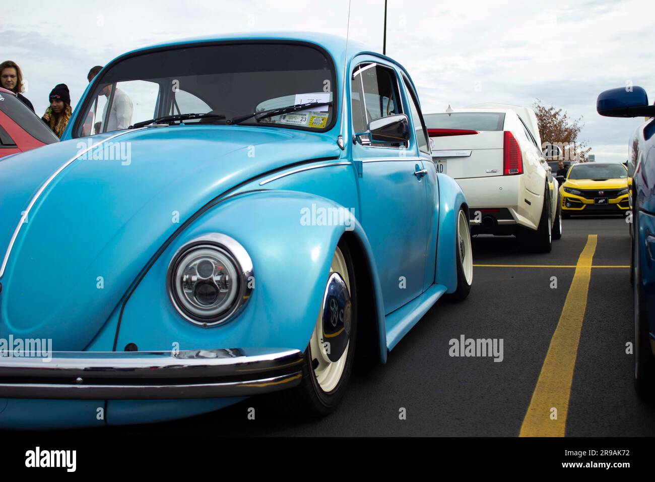 Volkswagen beetle at classic meet hi-res stock photography and images ...