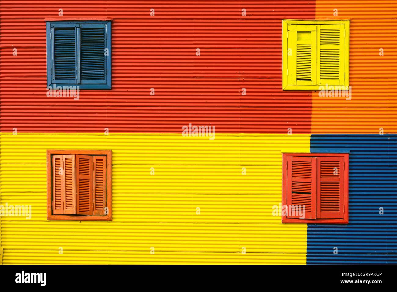 Latin american house hi-res stock photography and images - Alamy