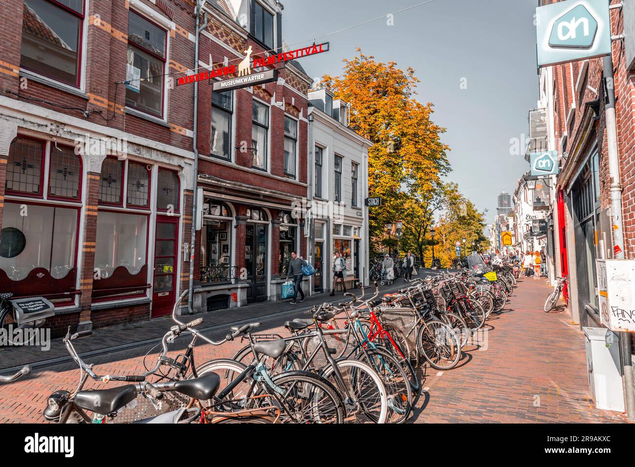 Utrecht, NL - OCT 9, 2021: Street view and traditional Dutch buildings ...