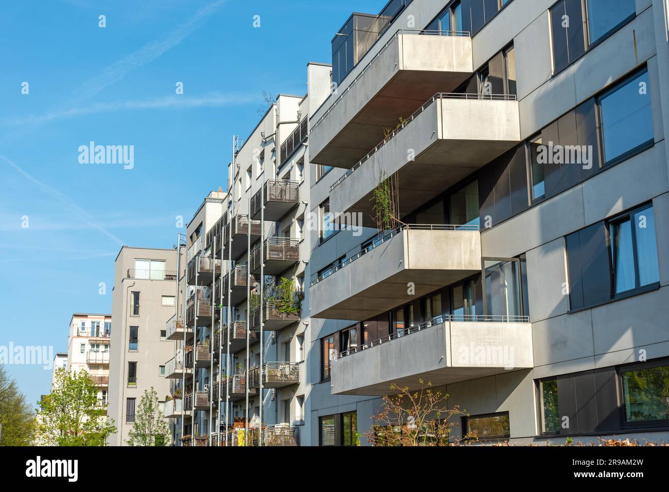 Modern residential development hi-res stock photography and images - Alamy