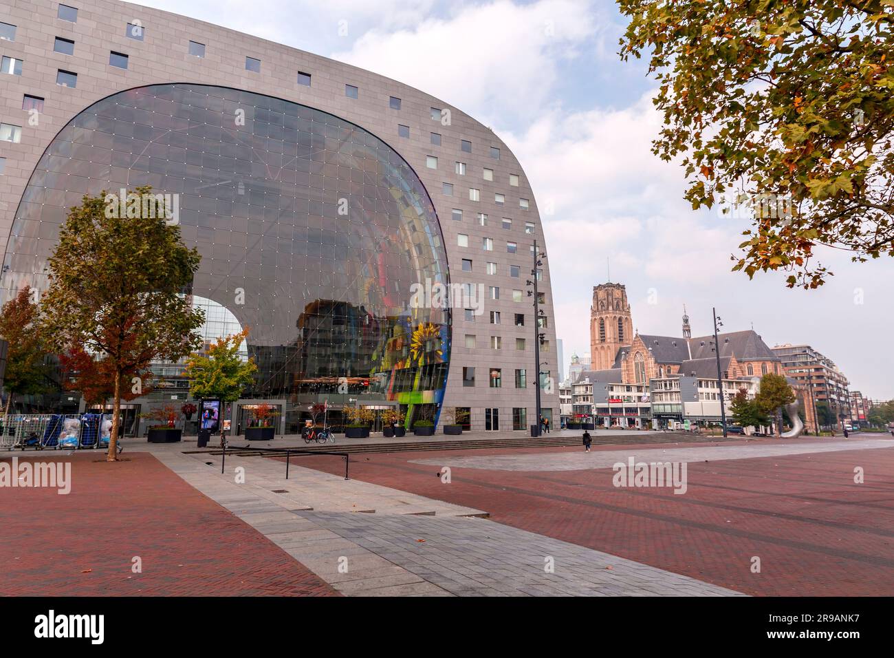 City hall rotterdam hi-res stock photography and images - Alamy