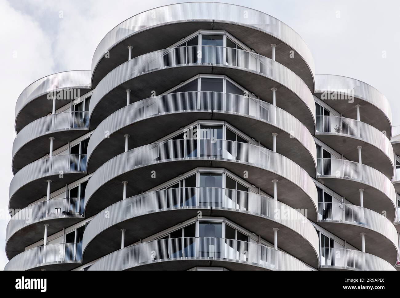 Semi circle balcony rail hi-res stock photography and images - Alamy
