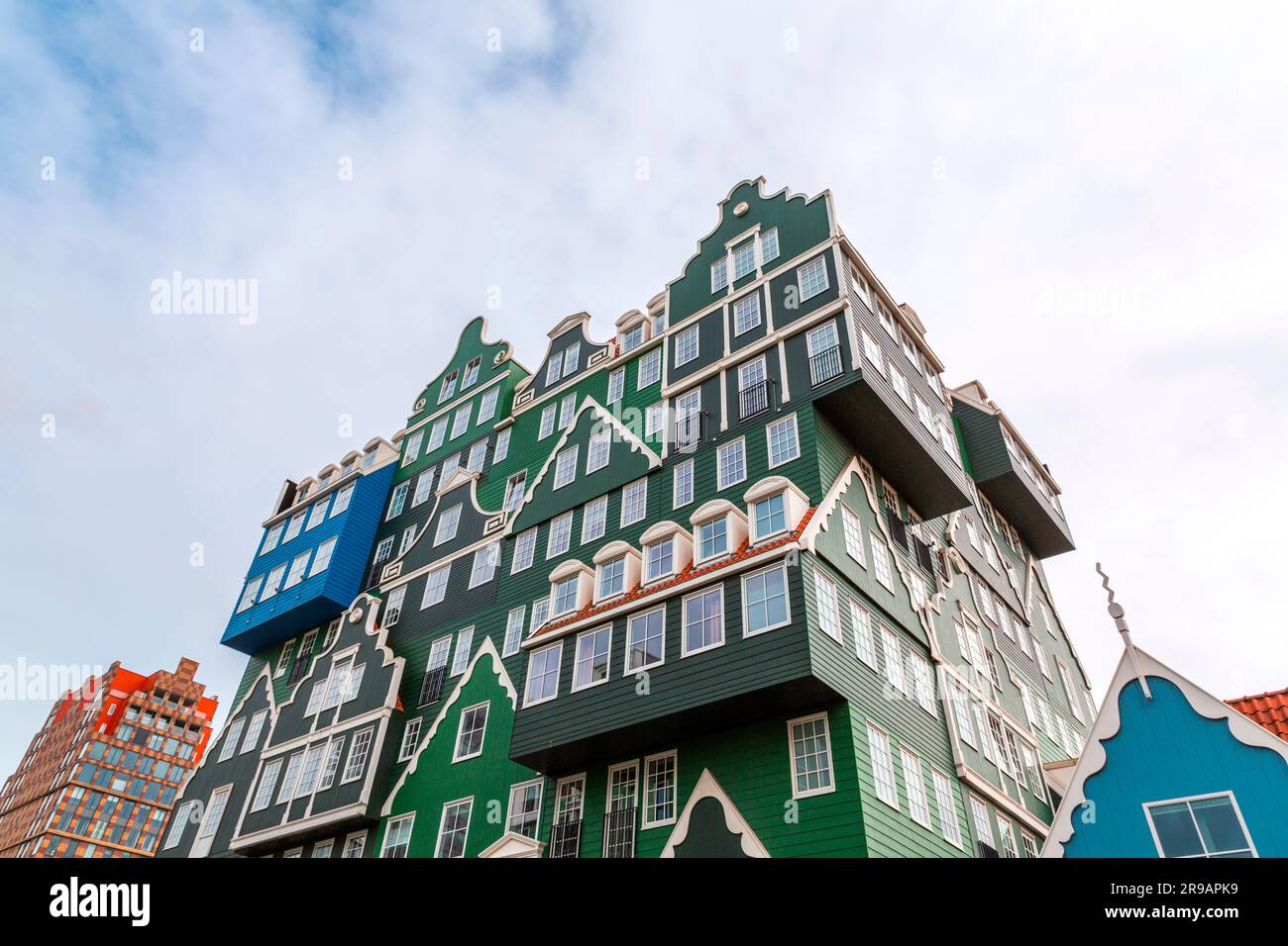 Piled traditional houses in Zaandam, the Netherlands Stock Photo - Alamy