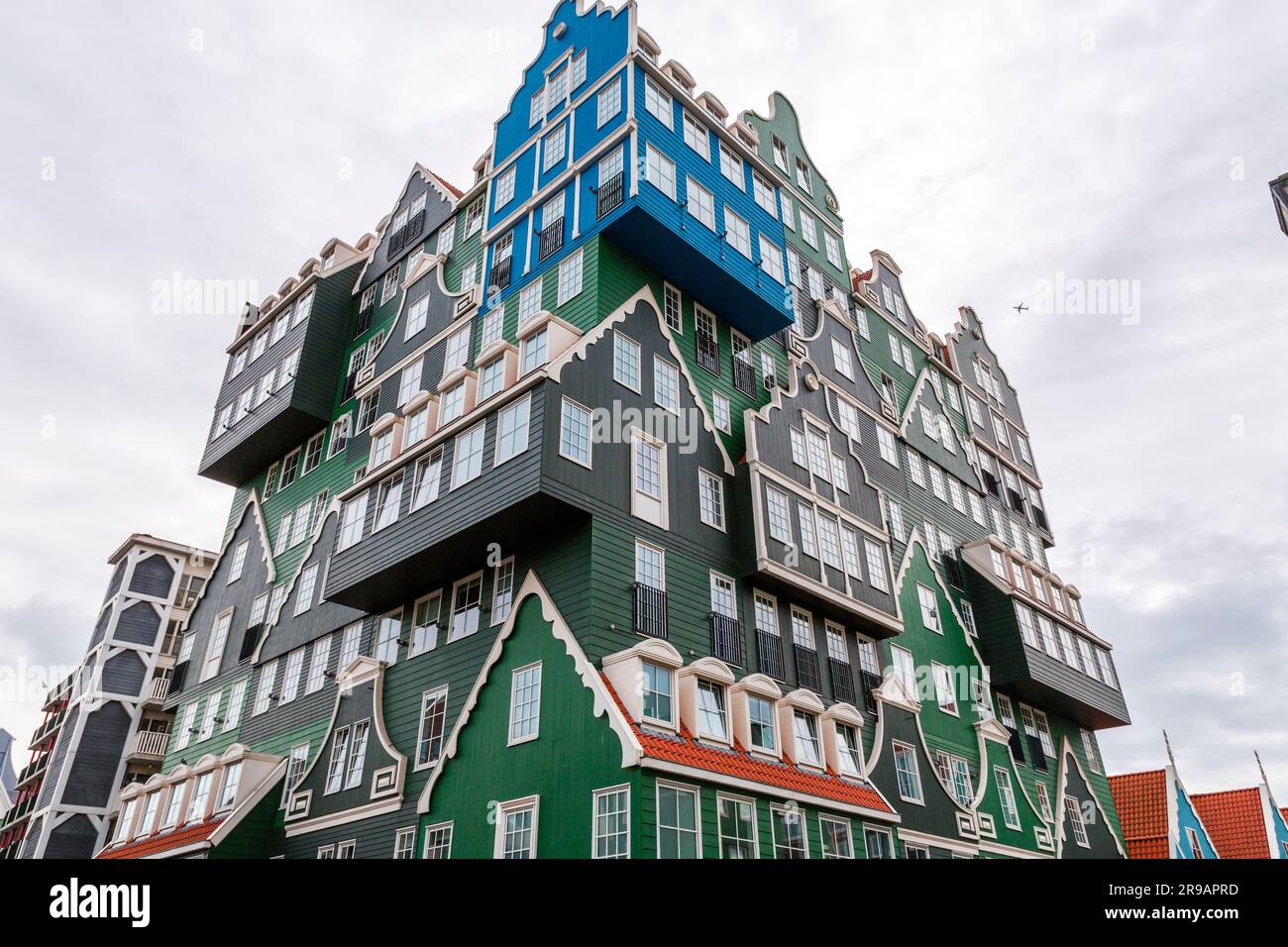 Piled traditional houses in Zaandam, the Netherlands Stock Photo - Alamy