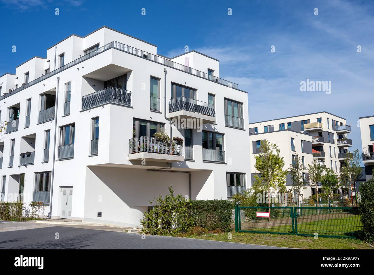 Modern white townhouses in a development area in Berlin, Germany Stock ...