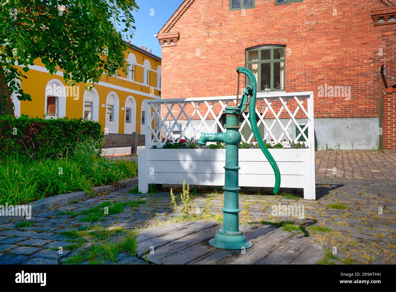 Colorful fire hydrant hi-res stock photography and images - Alamy