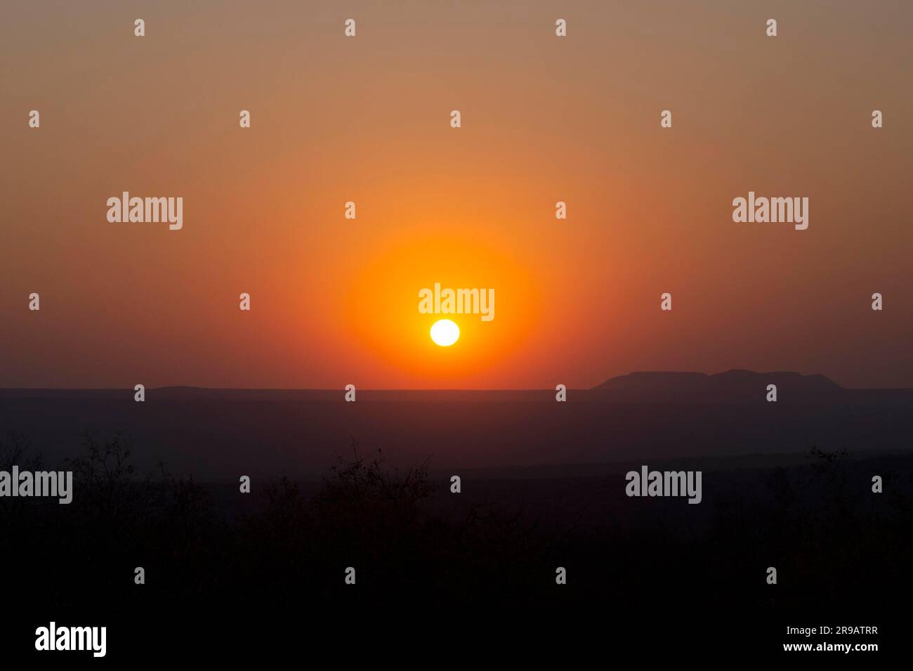 Indian summer cliff hi-res stock photography and images - Alamy