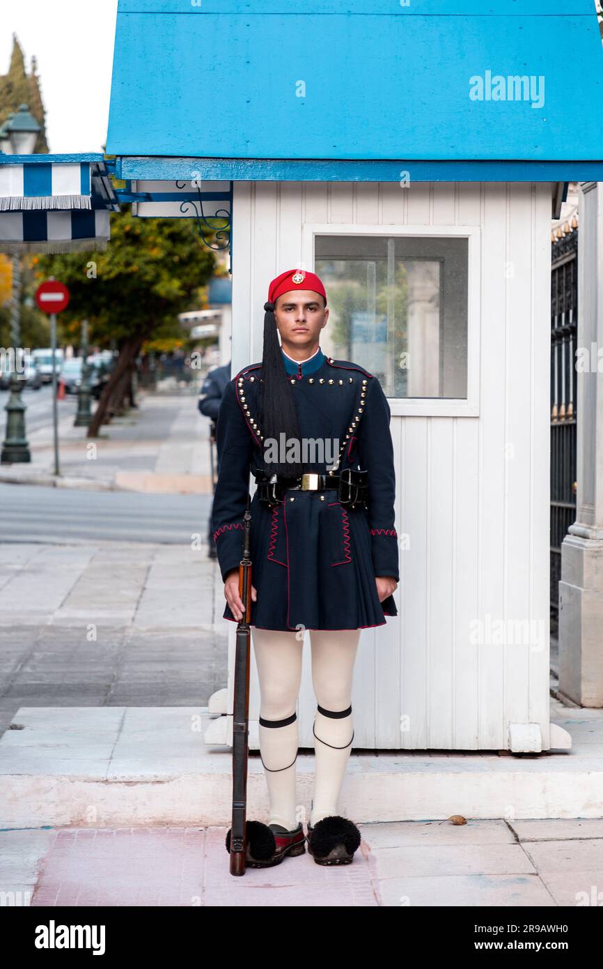 Evzones hi-res stock photography and images - Alamy