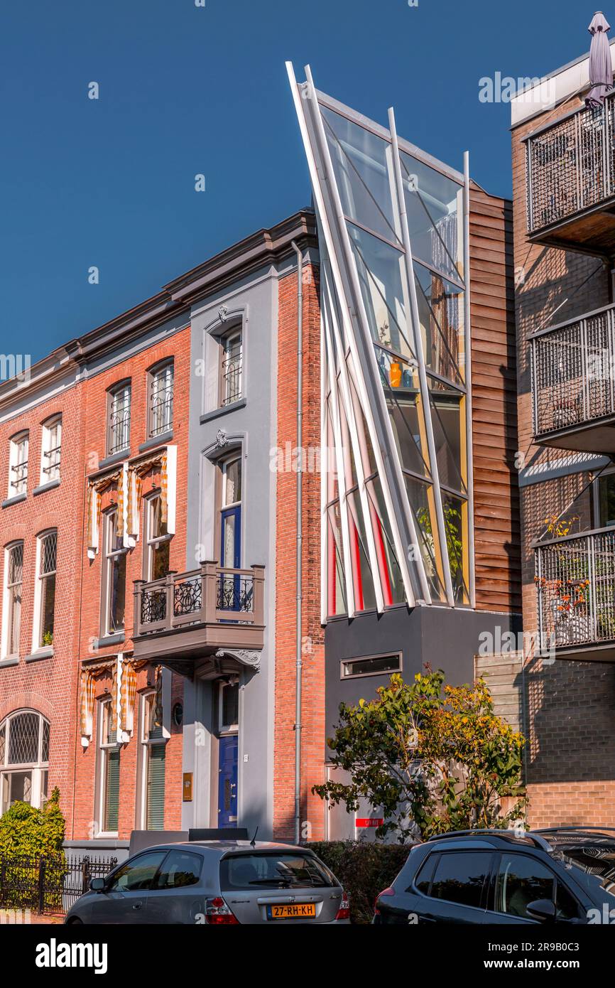 Utrecht, NL - OCT 9, 2021: Street view and traditional Dutch buildings ...